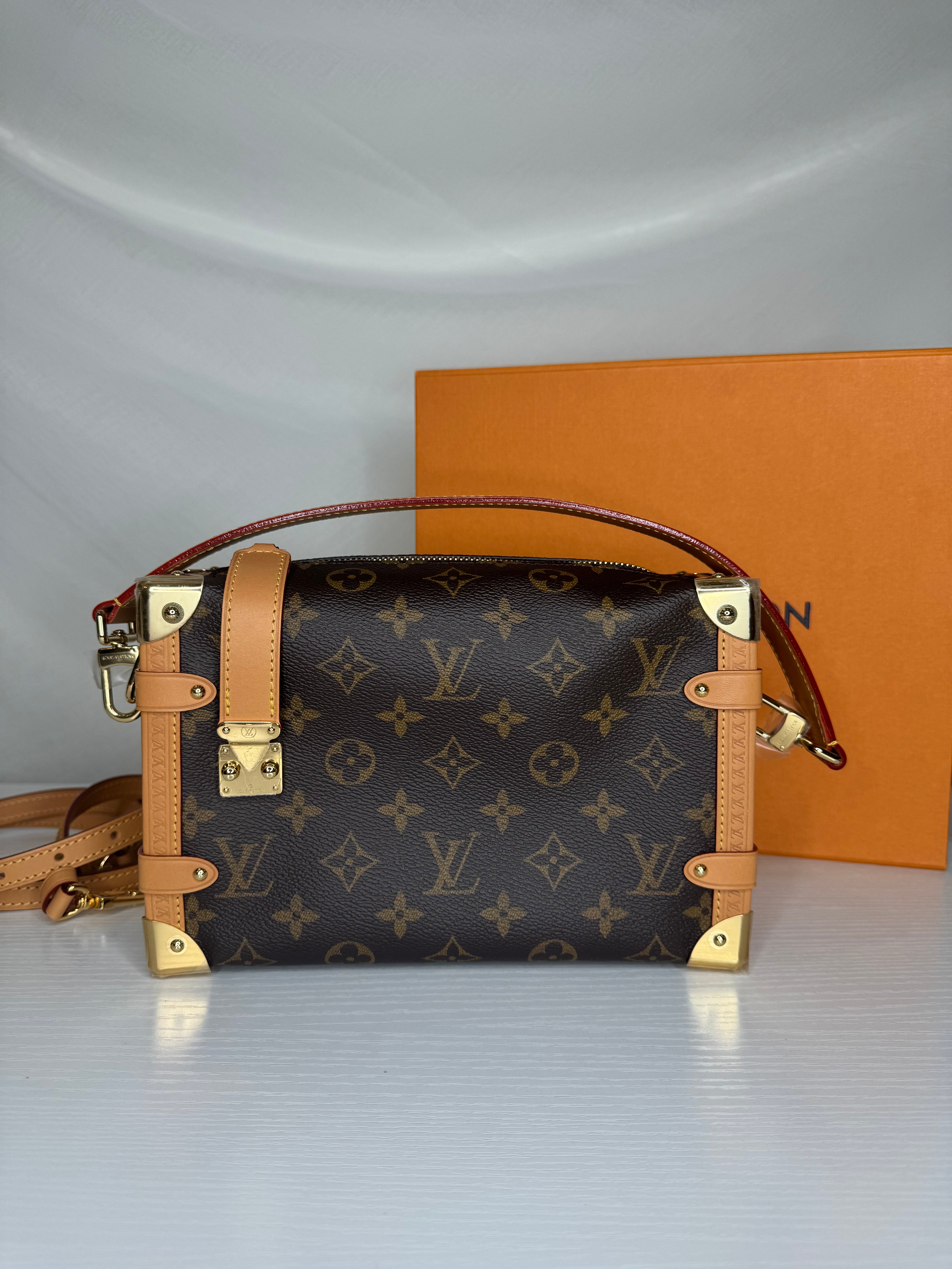Side Trunk MM – Viks Luxury